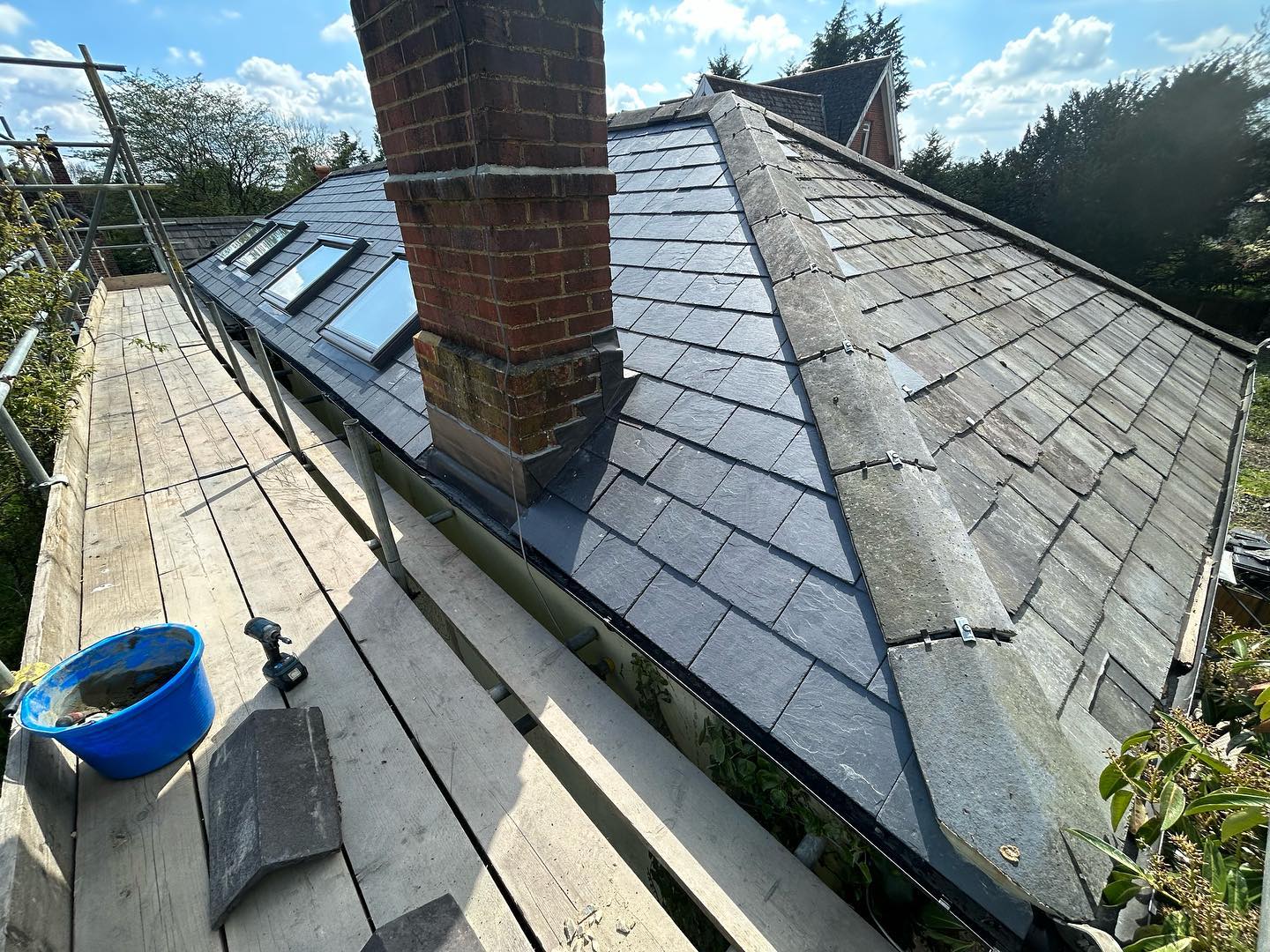 Spanish natural slate roof - BT Roofing Services Limited